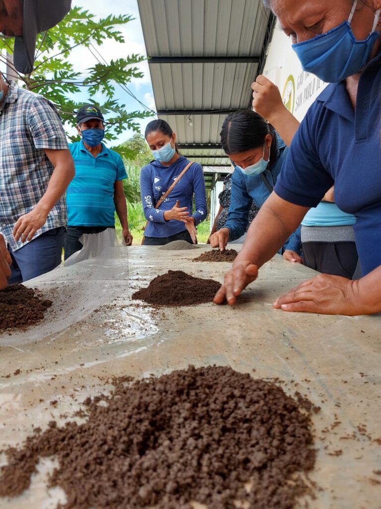Sustainable Composting Taught in Ecuadorian Amazon
